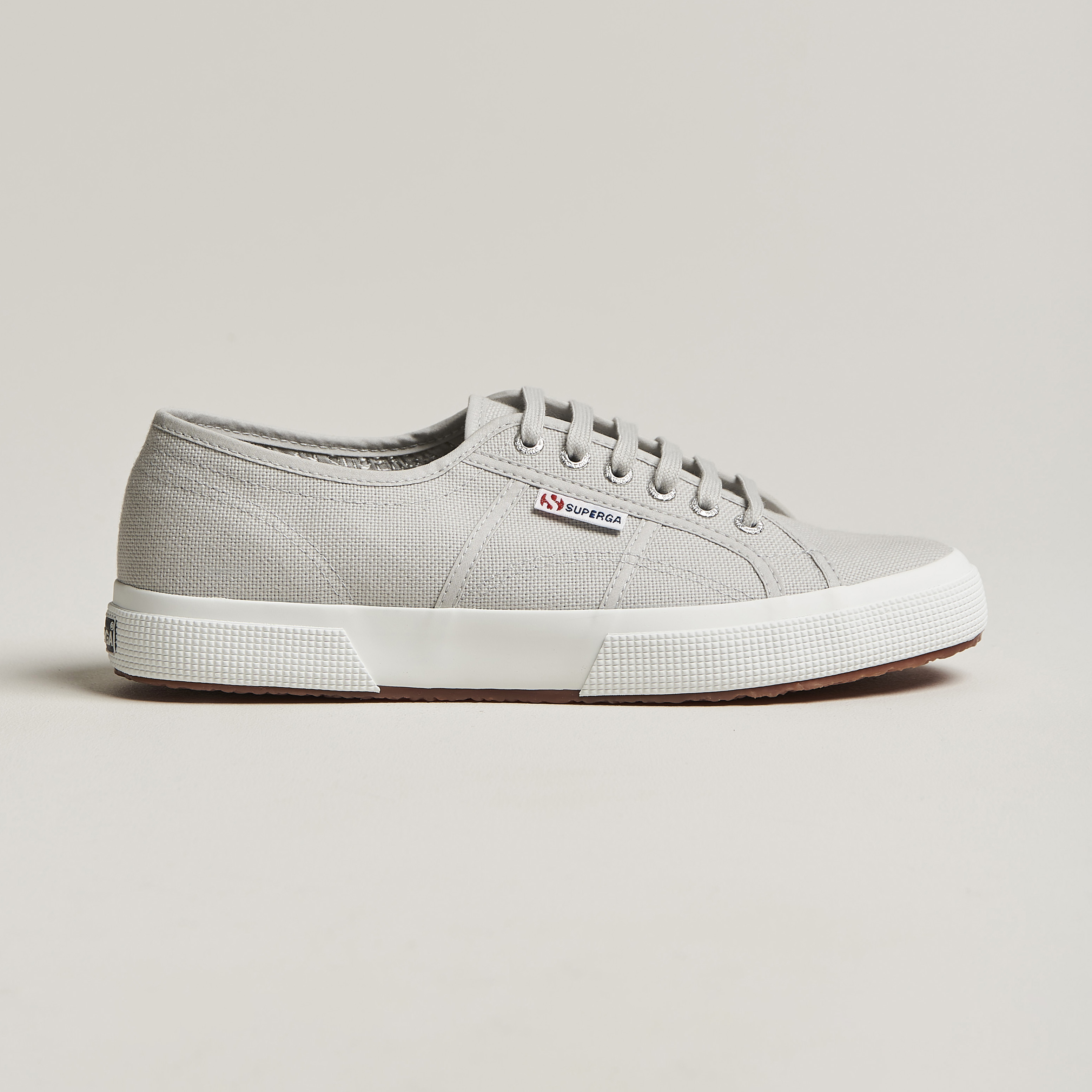 Superga Canvas Sneaker Grey Ash | Herr - Care of Carl