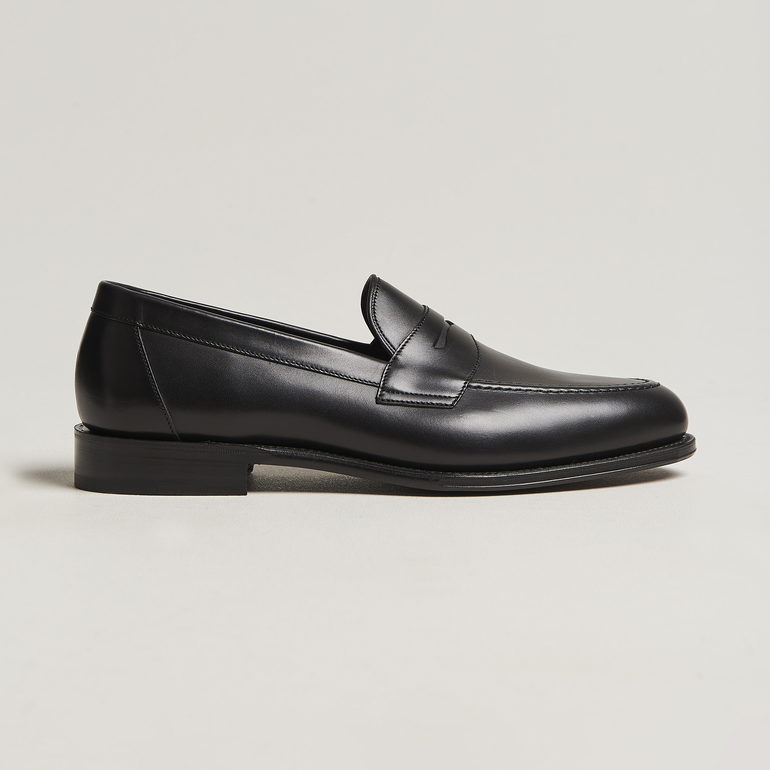 Loake 1880 Hornbeam Eco Penny Loafer Black Calf | Herr - Care of Carl