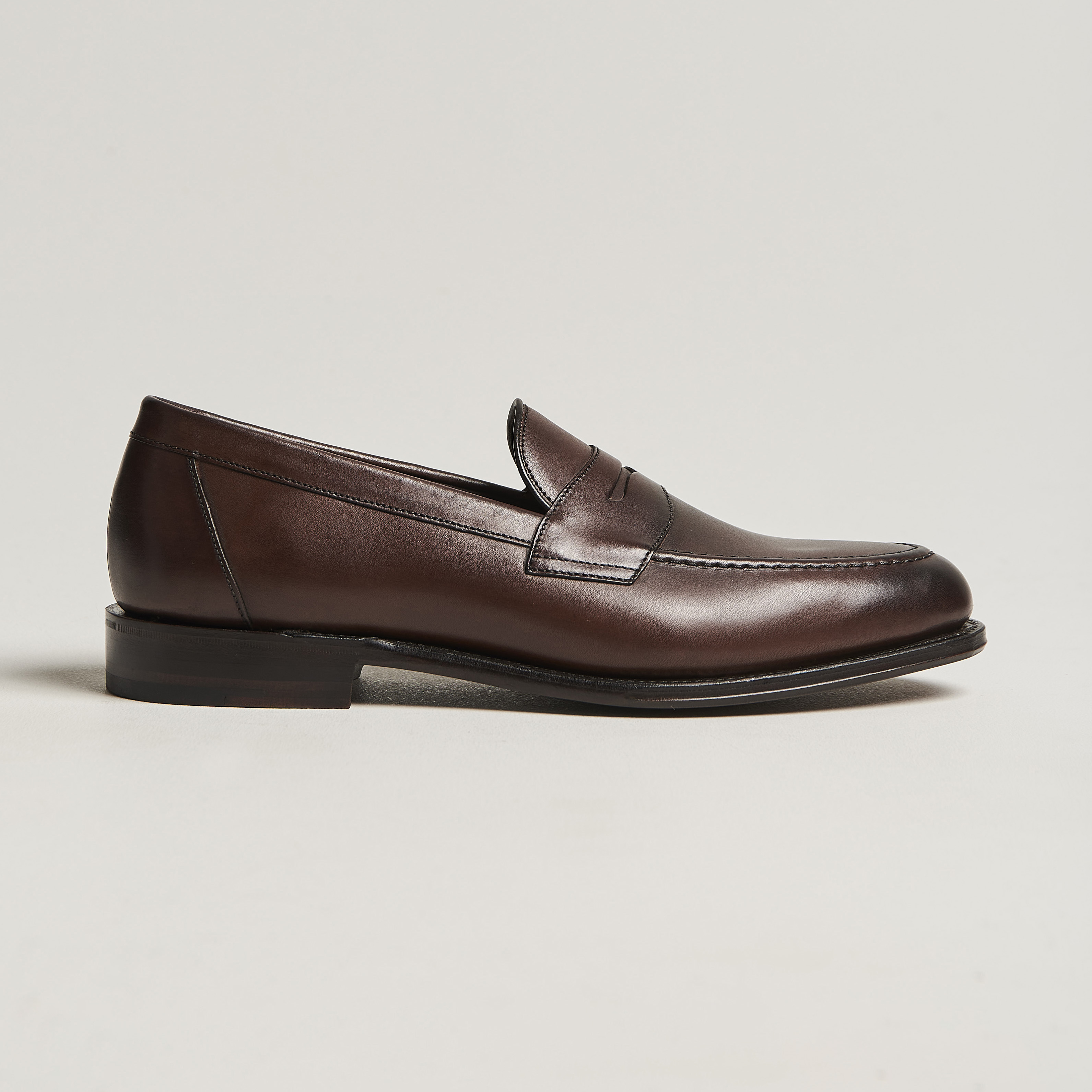 Loake 1880 Hornbeam Eco Penny Loafer Walnut | Herr - Care of Carl