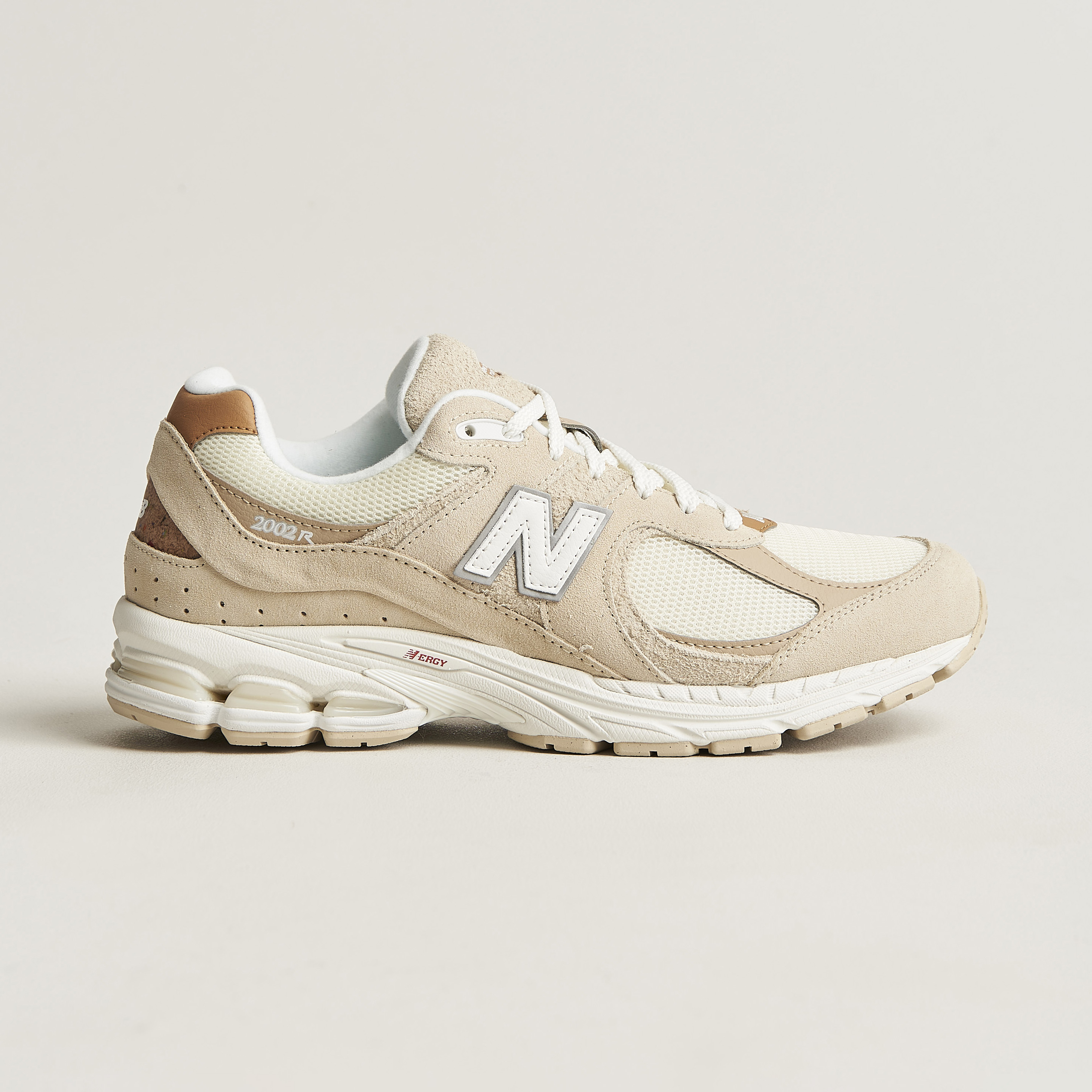 New Balance 2002R Sneakers Sandstone | Herr - Care of Carl