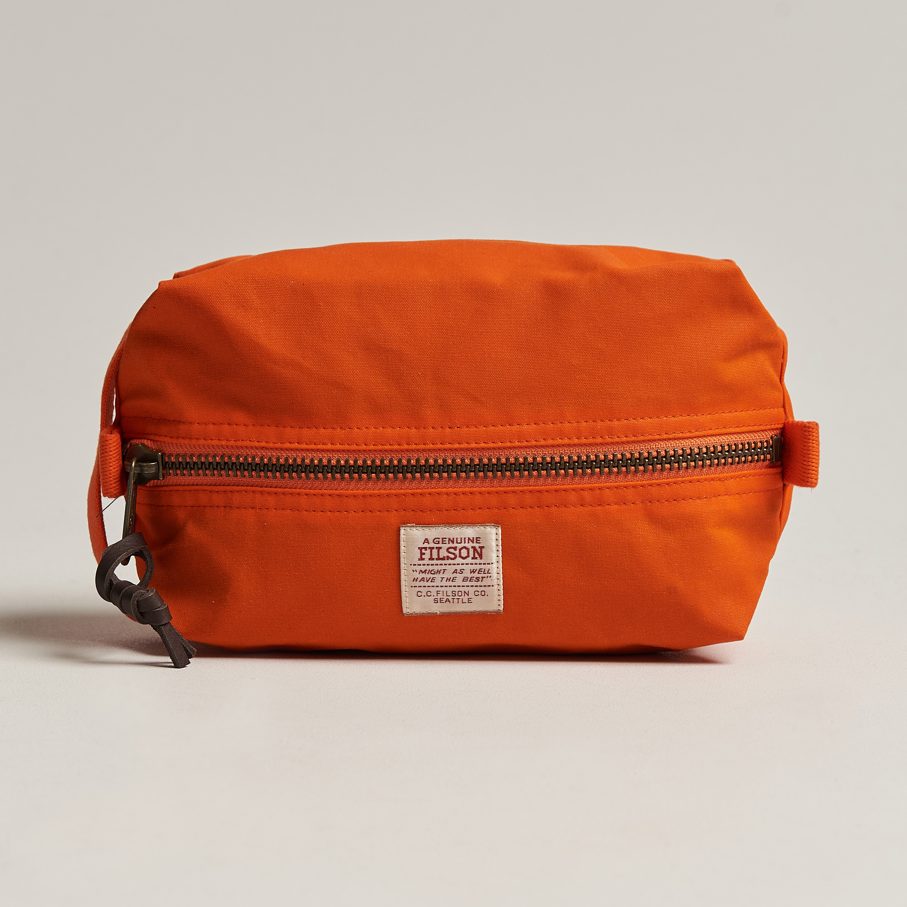 Filson Tin Cloth Travel Kit Flame | Herr - Care of Carl
