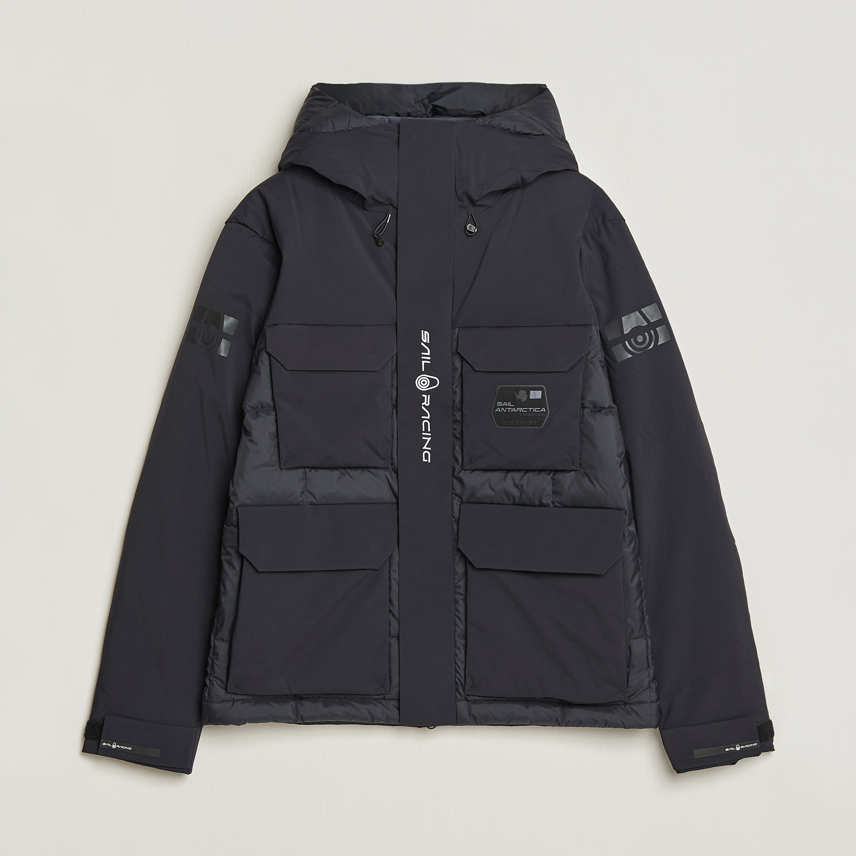 Sail Racing Glacier Gore-Tex Down Hooded Jacket Carbon | Herr - Care of Car