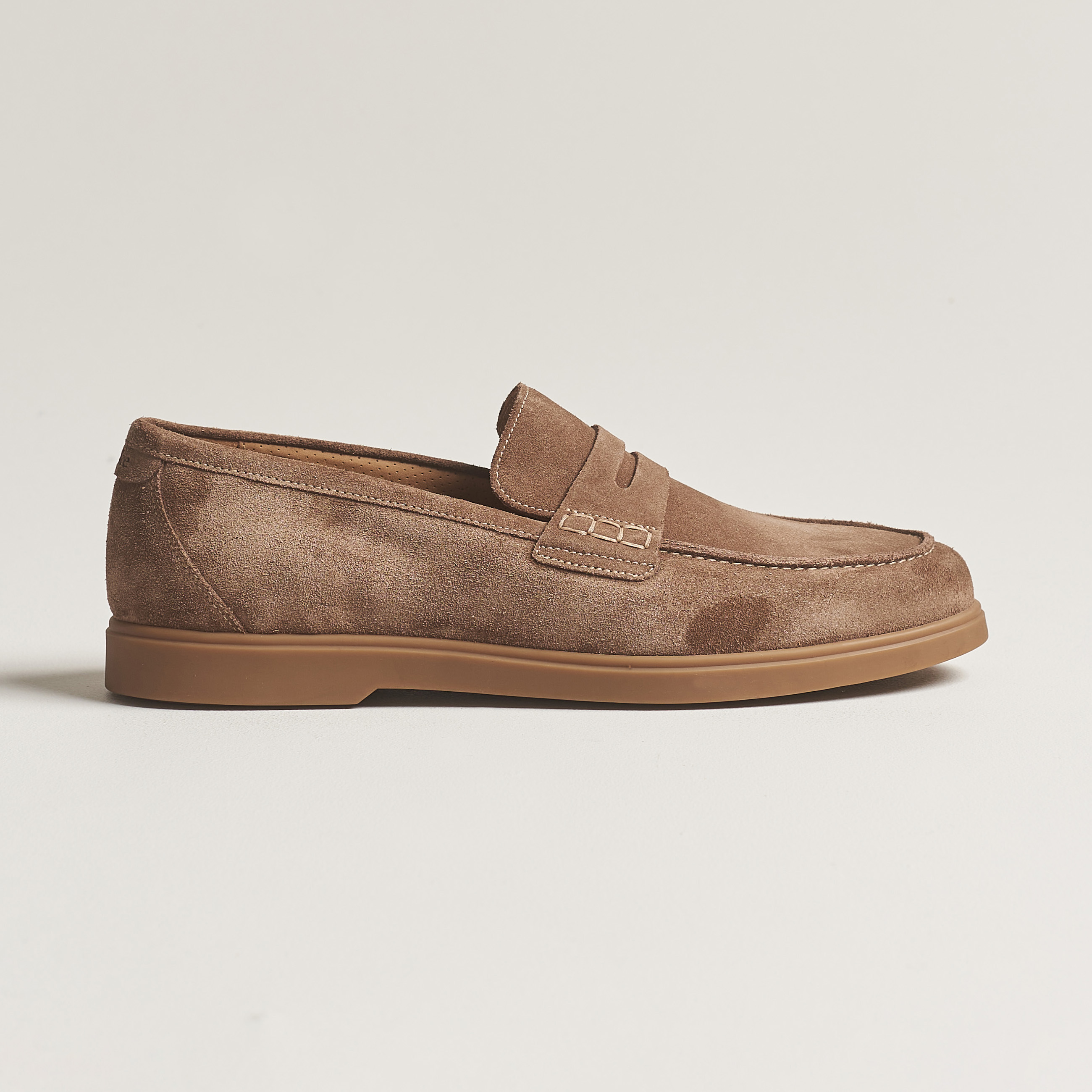 Loake 1880 Lucca Suede Penny Loafer Flint | Herr - Care of Carl
