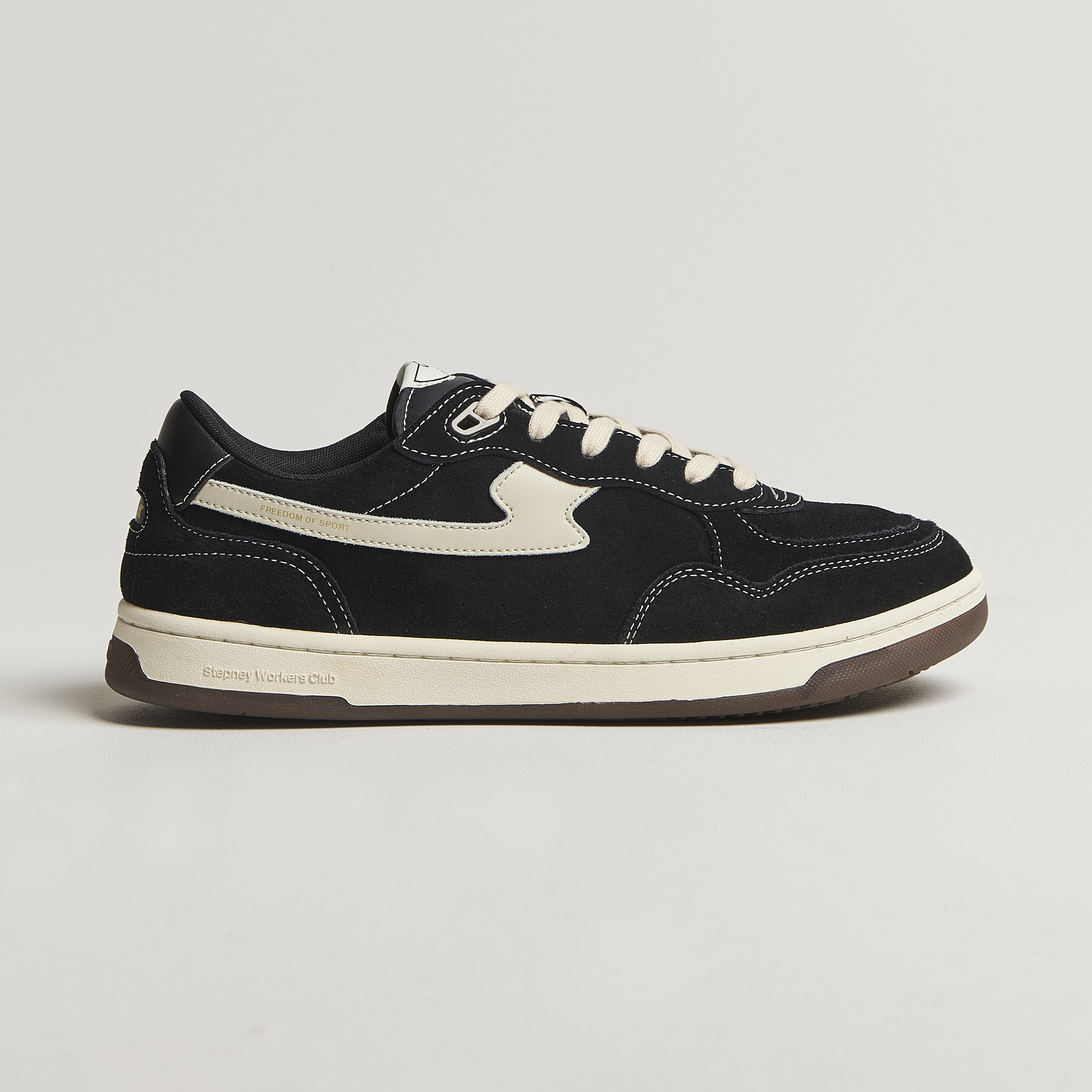 Stepney Workers Club Pro Cup 01 S-Strike Suede Sneaker Black White | Herr