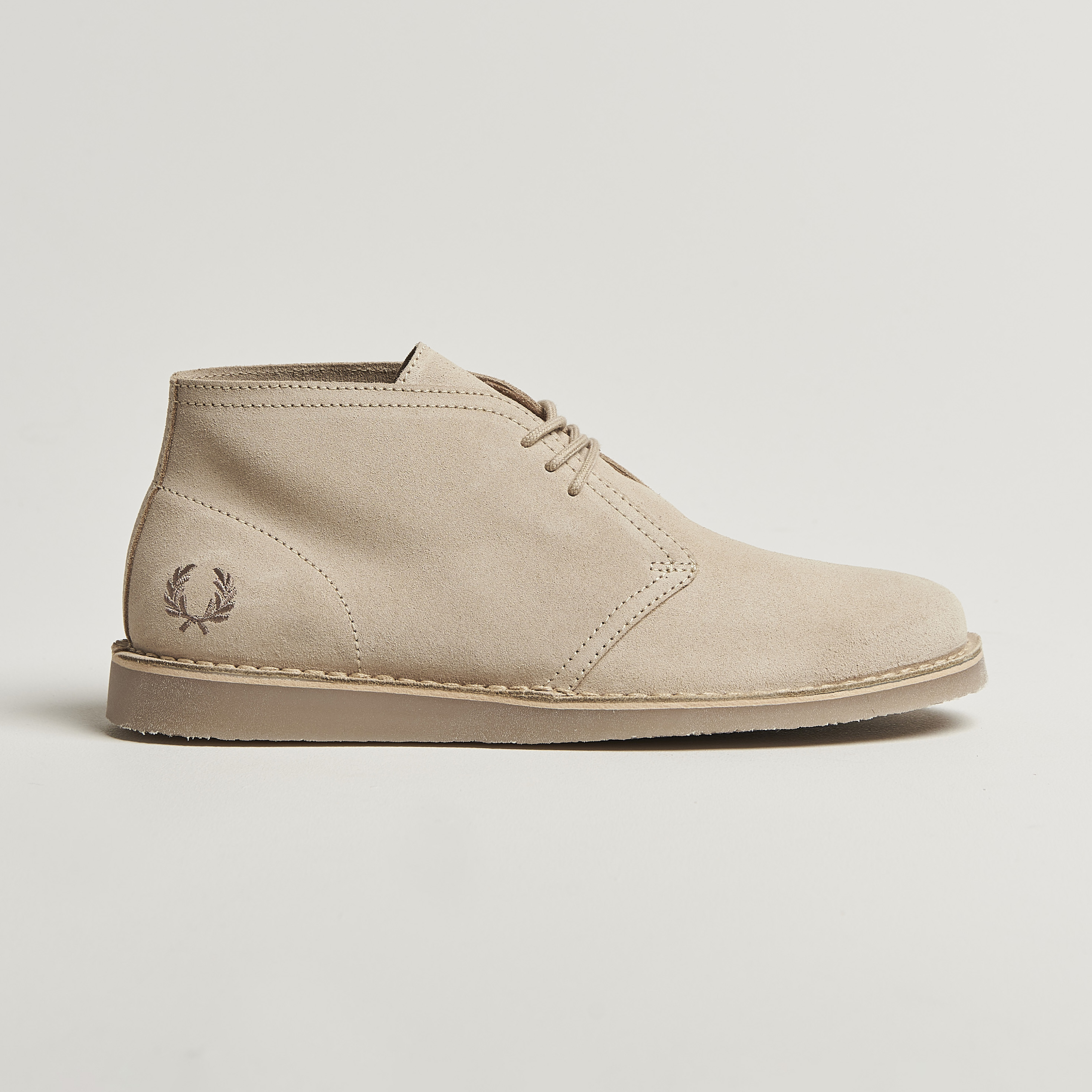 Fred Perry Hawley Suede Chukka Boot Oatmeal | Herr - Care of Carl