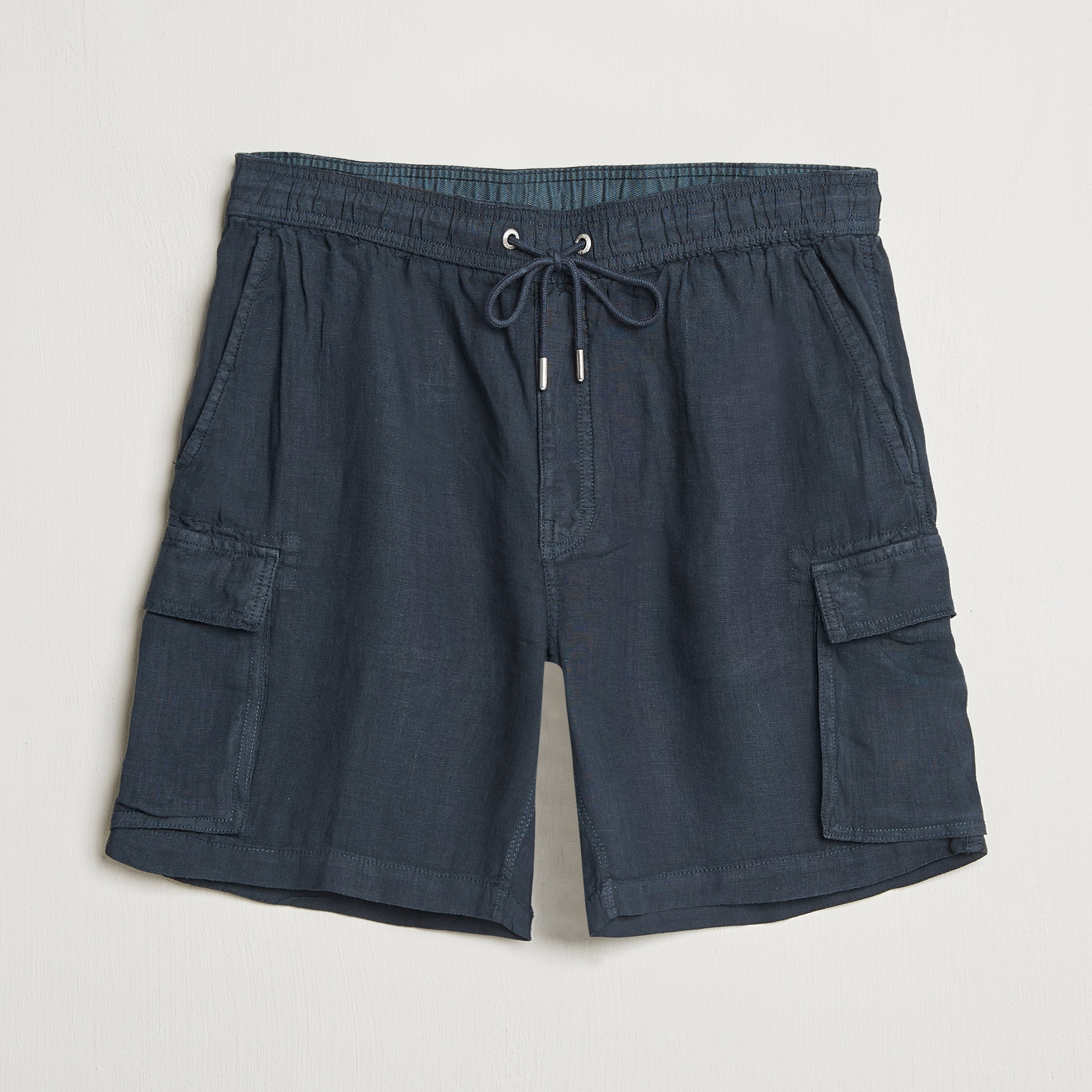 GANT Regular Fit Linen Cargo Shorts Darkened Navy | Herr - Care of Carl