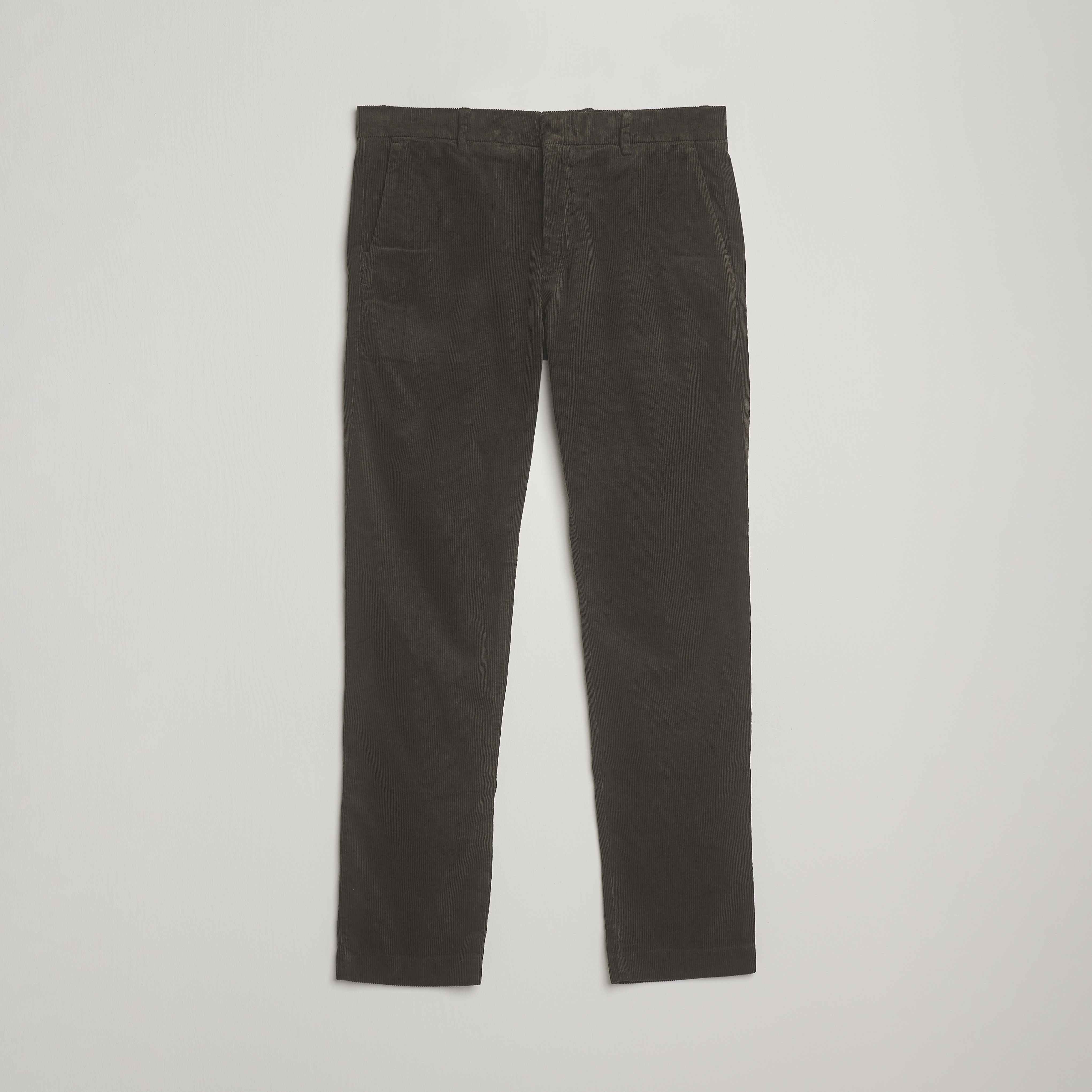 NN07 Theo Regular Fit Corduroy Chinos Dark Army | Herr - Care of Carl