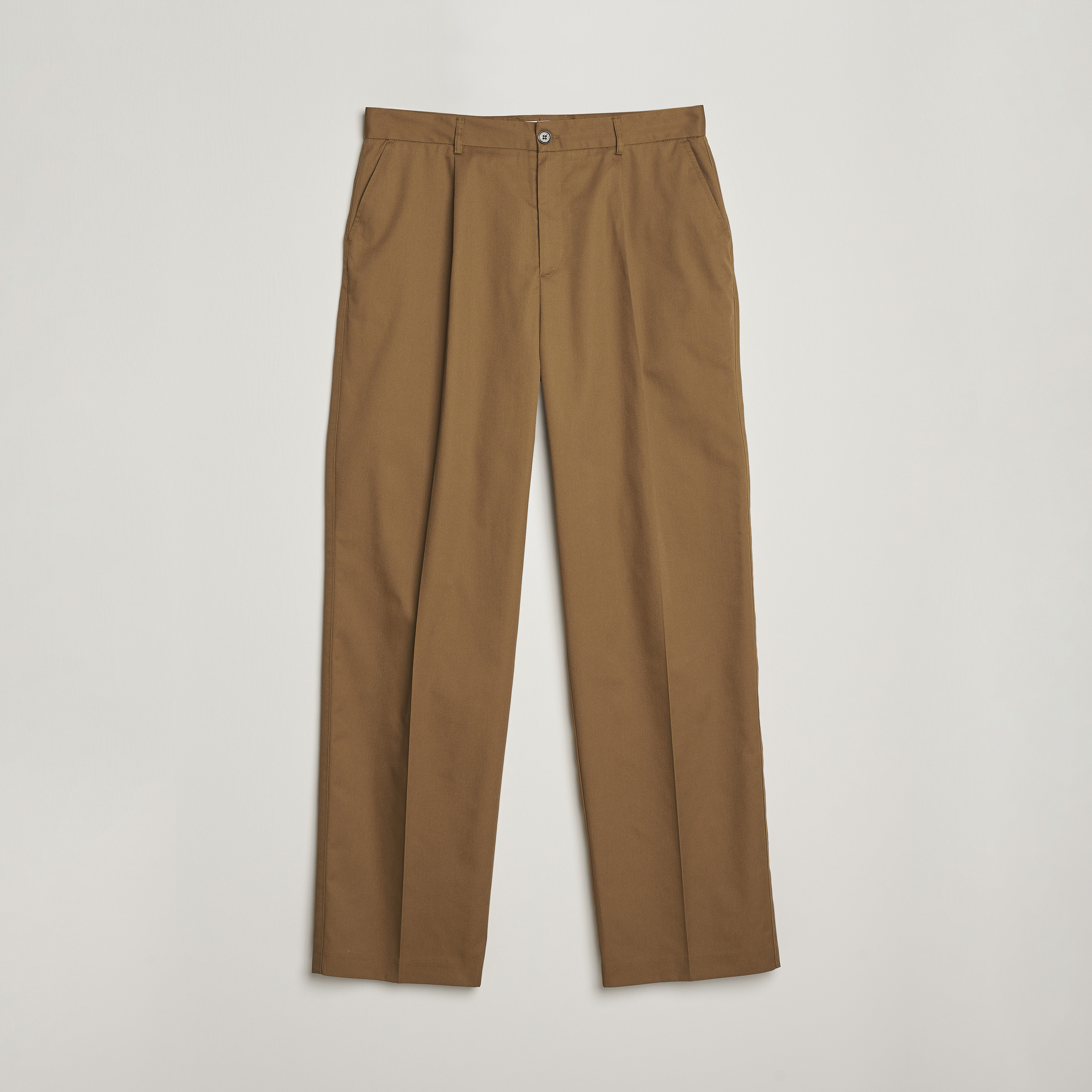 Les Deux Reece Pleated Heavy Twill Pant Dark Sand | Herr - Care of Carl