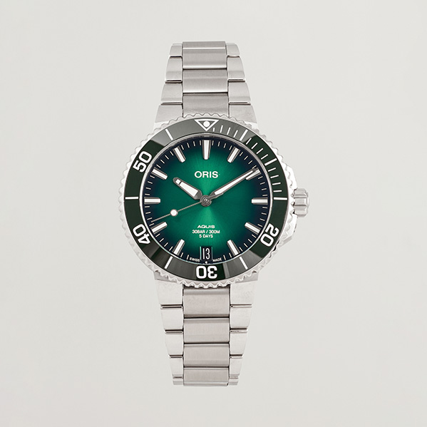 Oris Pre-Owned Aquis Date | Herr - Care of Carl