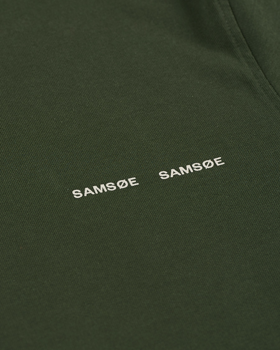 Samsøe & Samsøe Norsbro Long Sleeve Logo Tee Kambu Green | Herr - Care of C